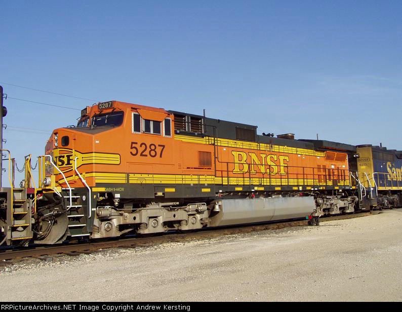 BNSF 5287